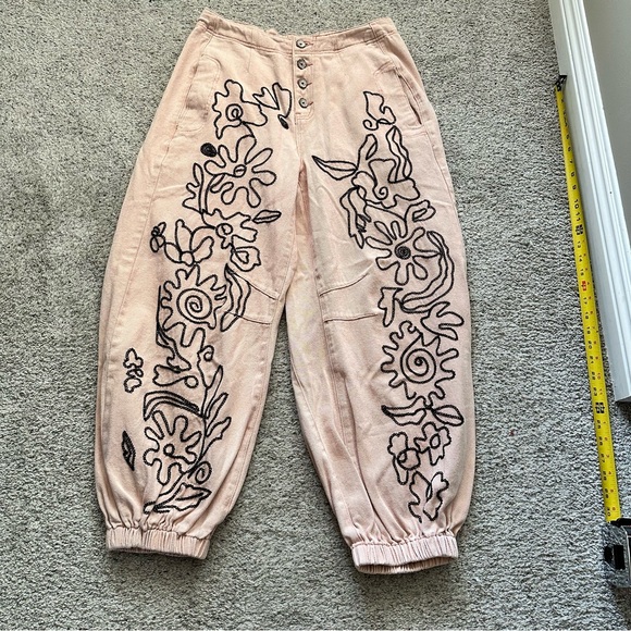 POL | Pants & Jumpsuits | New Pol Floral Embroidered Jogger Pants ...